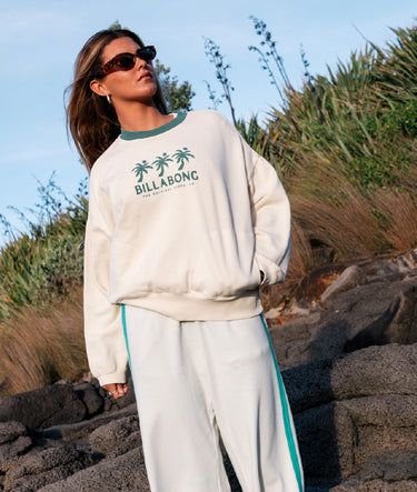 Amazon Surf, Skate & Fashion - Mens & Womens Clothing Online – Amazon ...