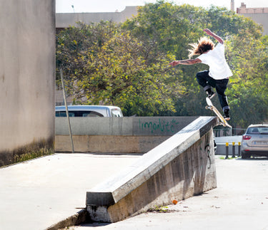 Amazon Surf, Skate & Fashion - Mens & Womens Clothing Online – Amazon ...