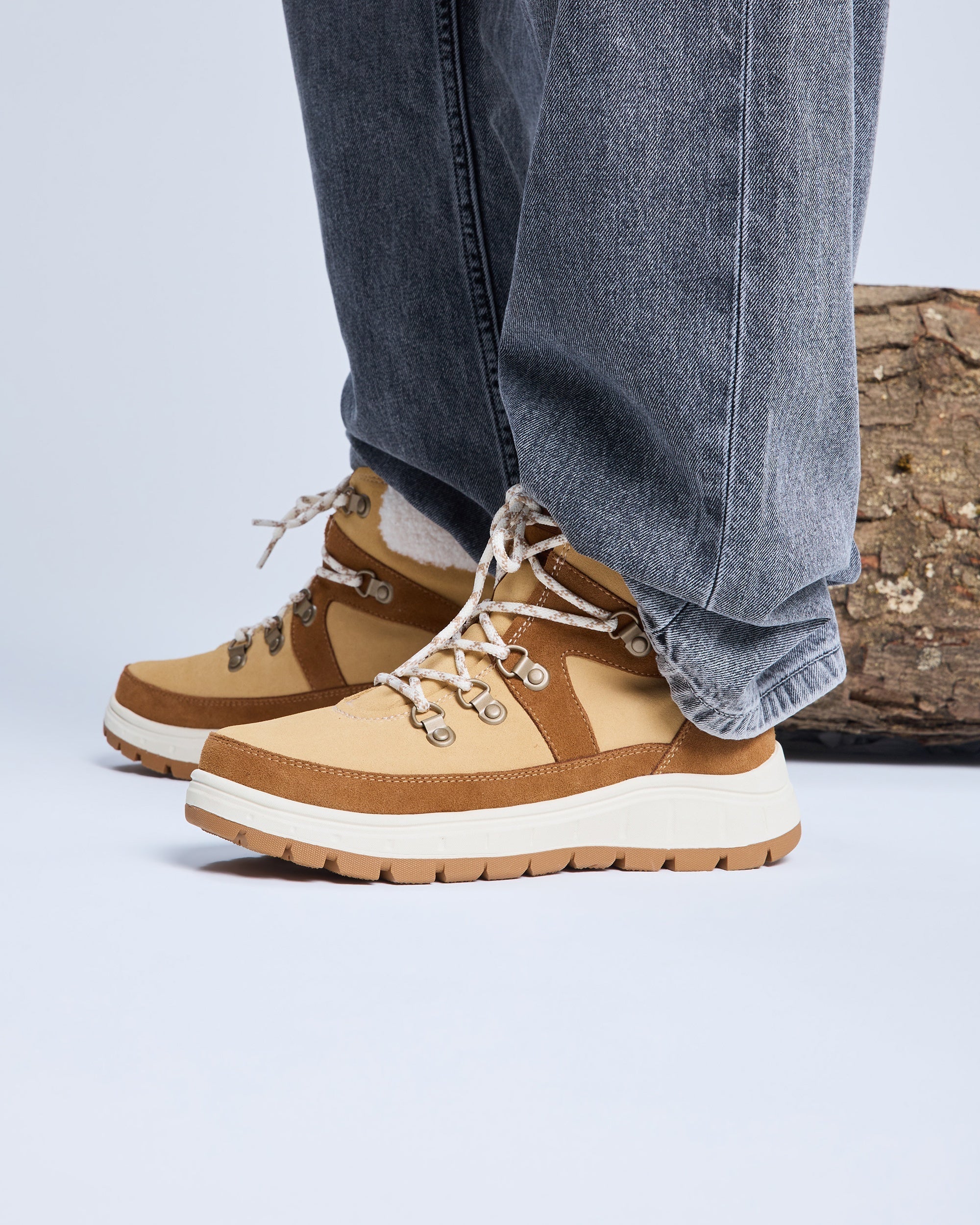 Buy Womens Alyah Boots by Roxy | Amazon Surf NZ